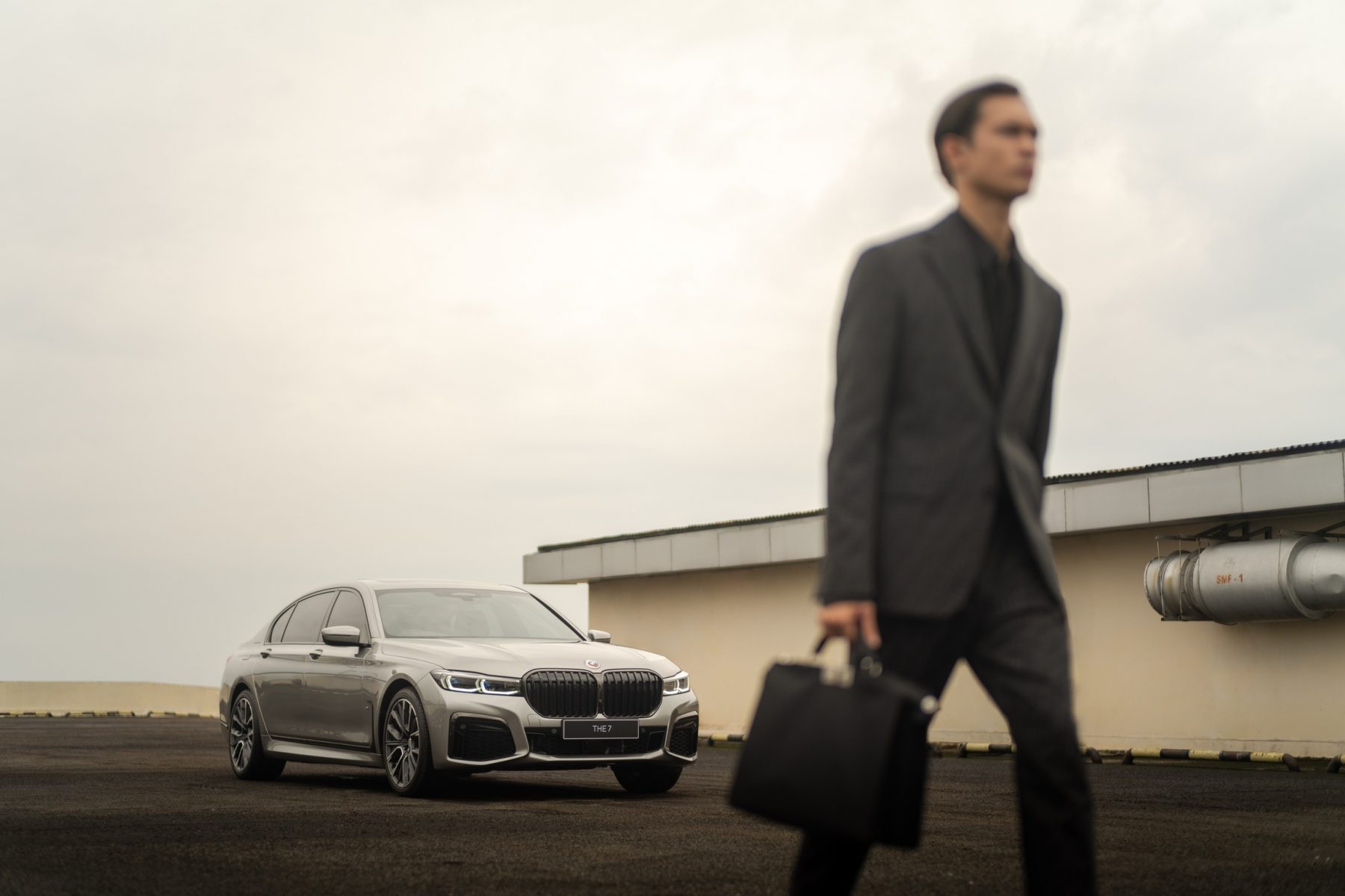 ULTIMATE LUXURY: THE BMW 7 SERIES - Time International