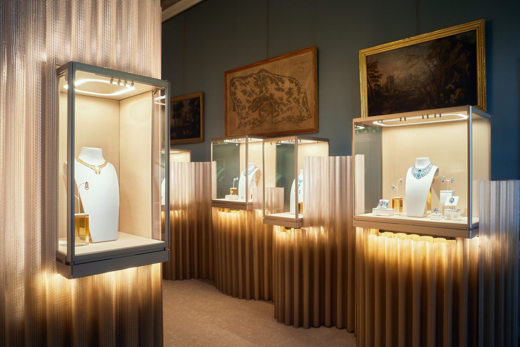 Cartier Unveils Le Voyage Recommencé in Florence - Time International
