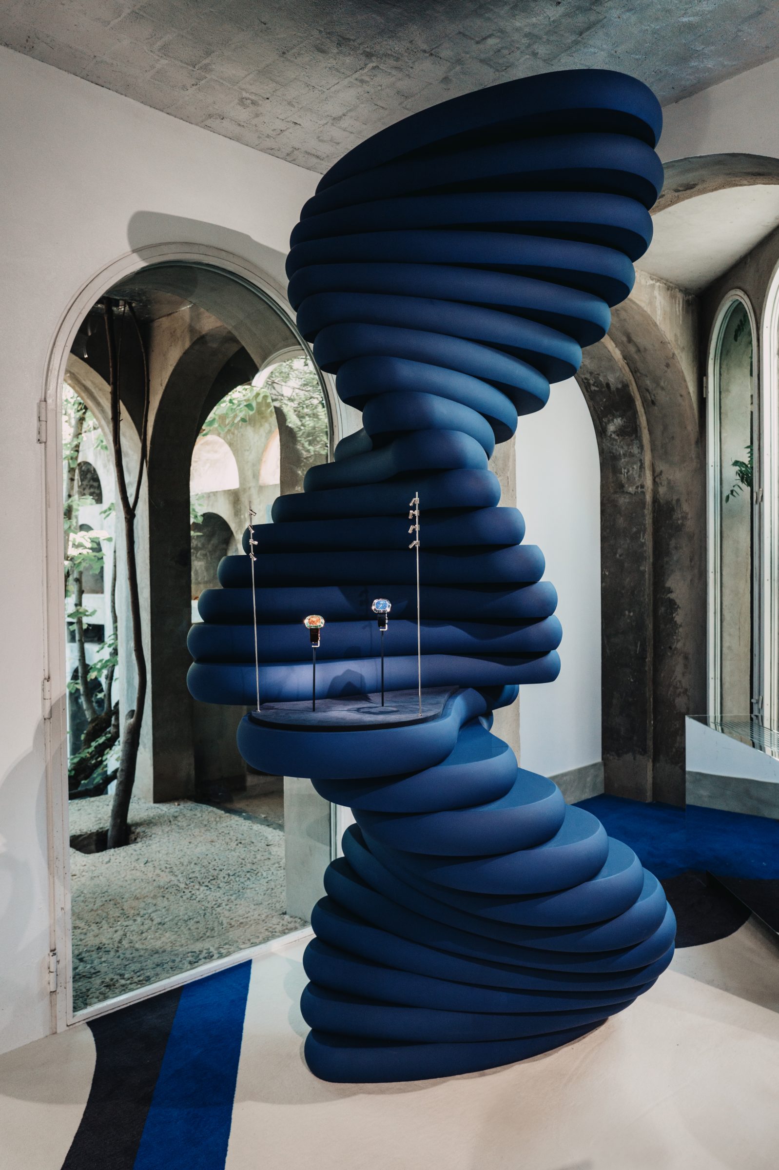 Piaget Unveils Shapes of Extraleganza Collection in Barcelona