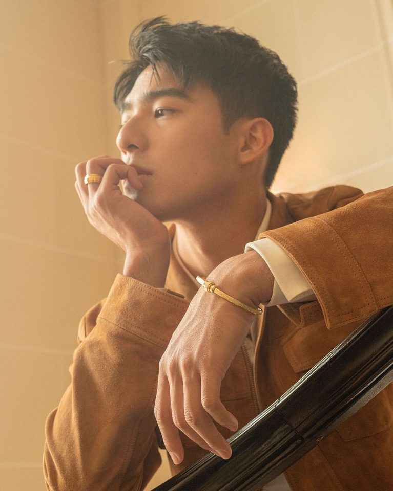 Edward Chen Shines Wearing The Piaget Possession Jewellery Time