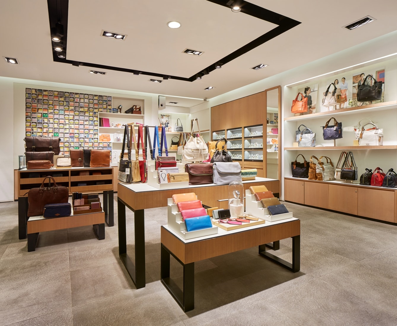 Fossil Stores - Time International