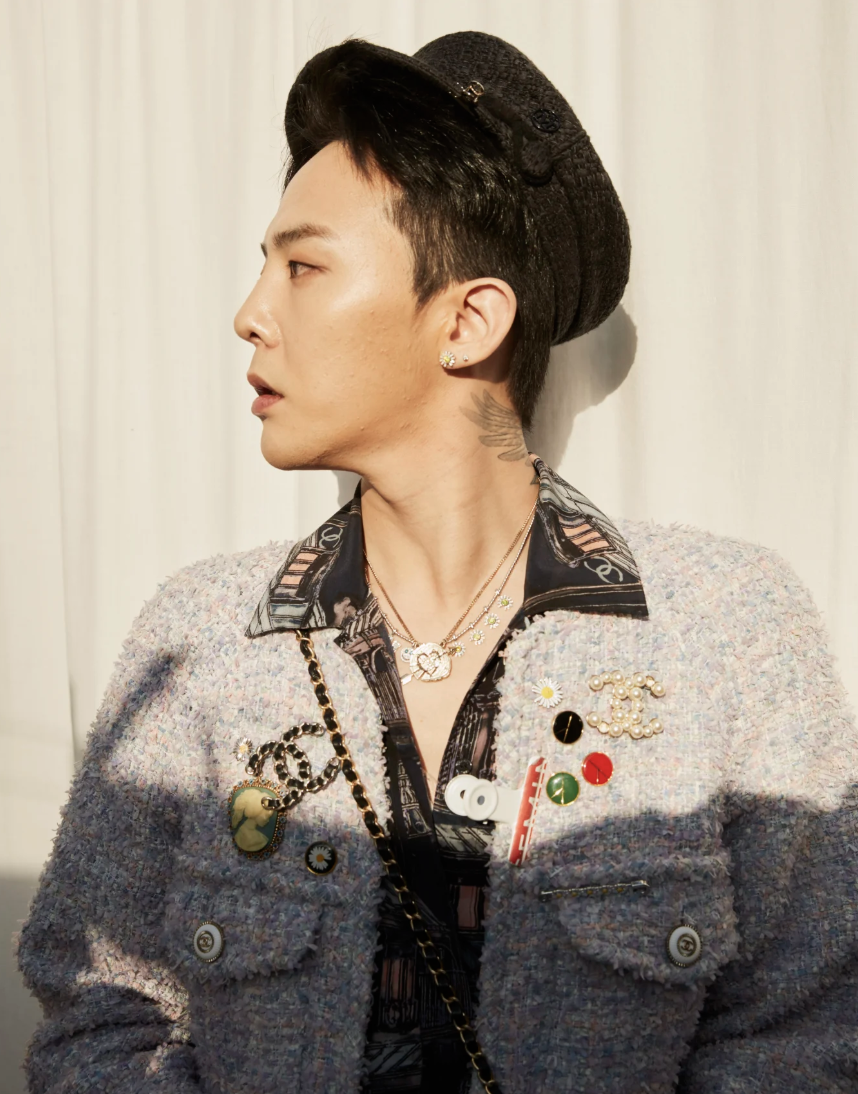 G-Dragon Wore a Woman Jacket at Chanel Spring Summer 2020